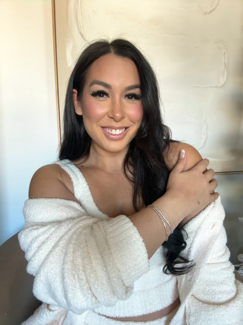 ERICA WOOLSTON | OFFICIAL SITE